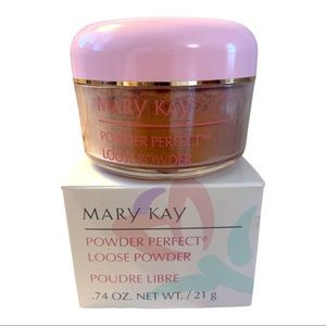 Mary Kay | Makeup | Mary Kay Powder Perfect Loose Powder In Light ...
